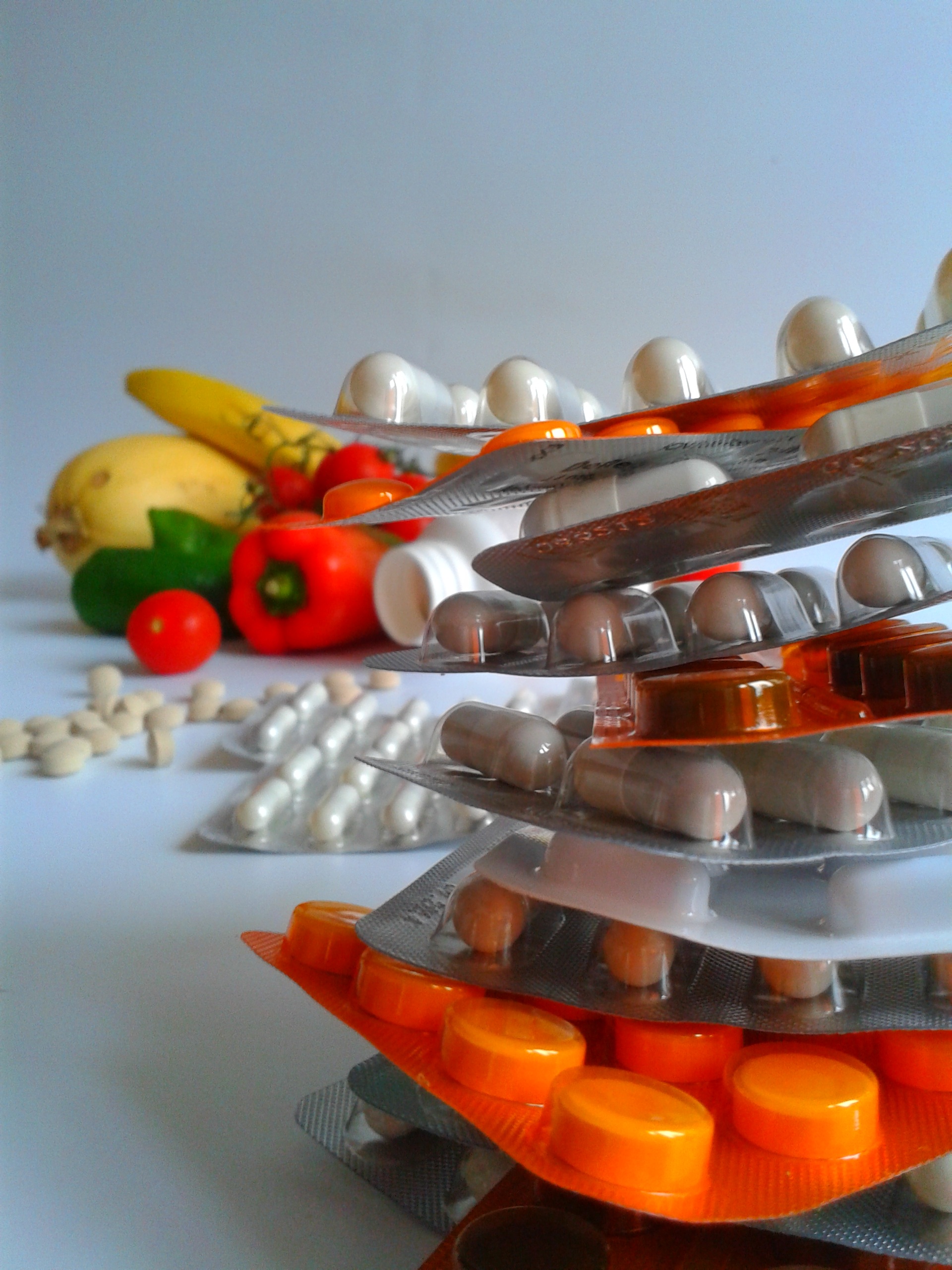 Vitamin tablets and vegetables free image download