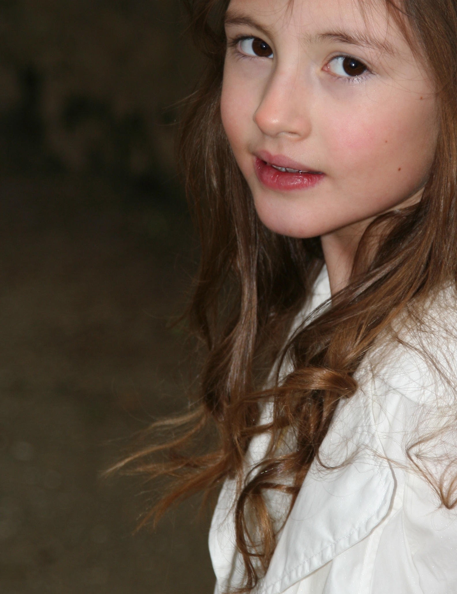 Girl communion smile free image download Girl communion smile free image download