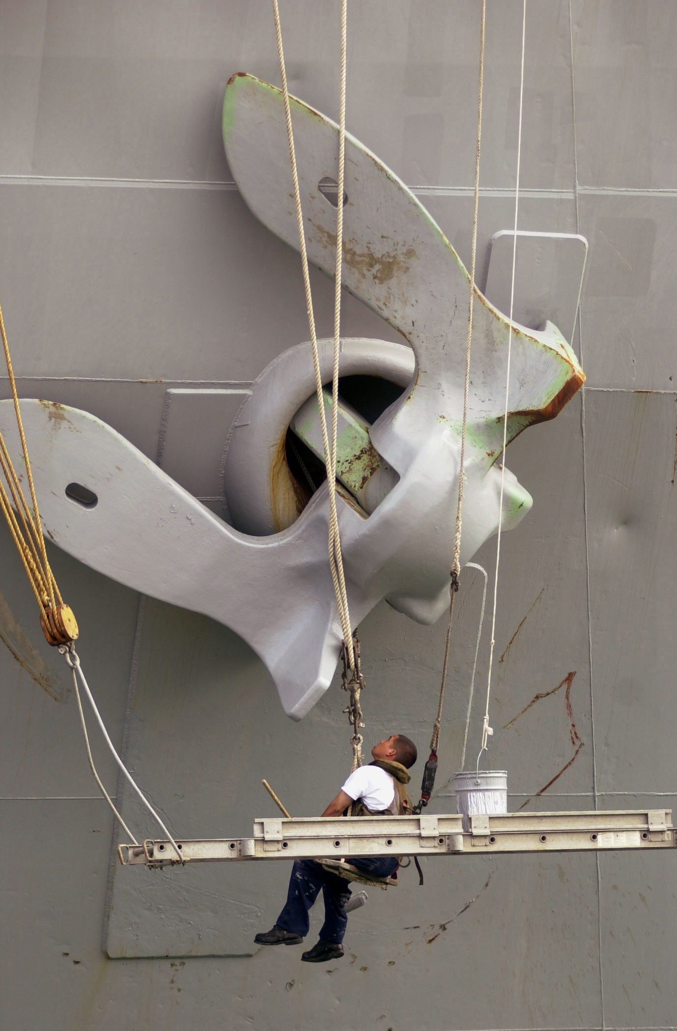 Ship maintenance in port free image download