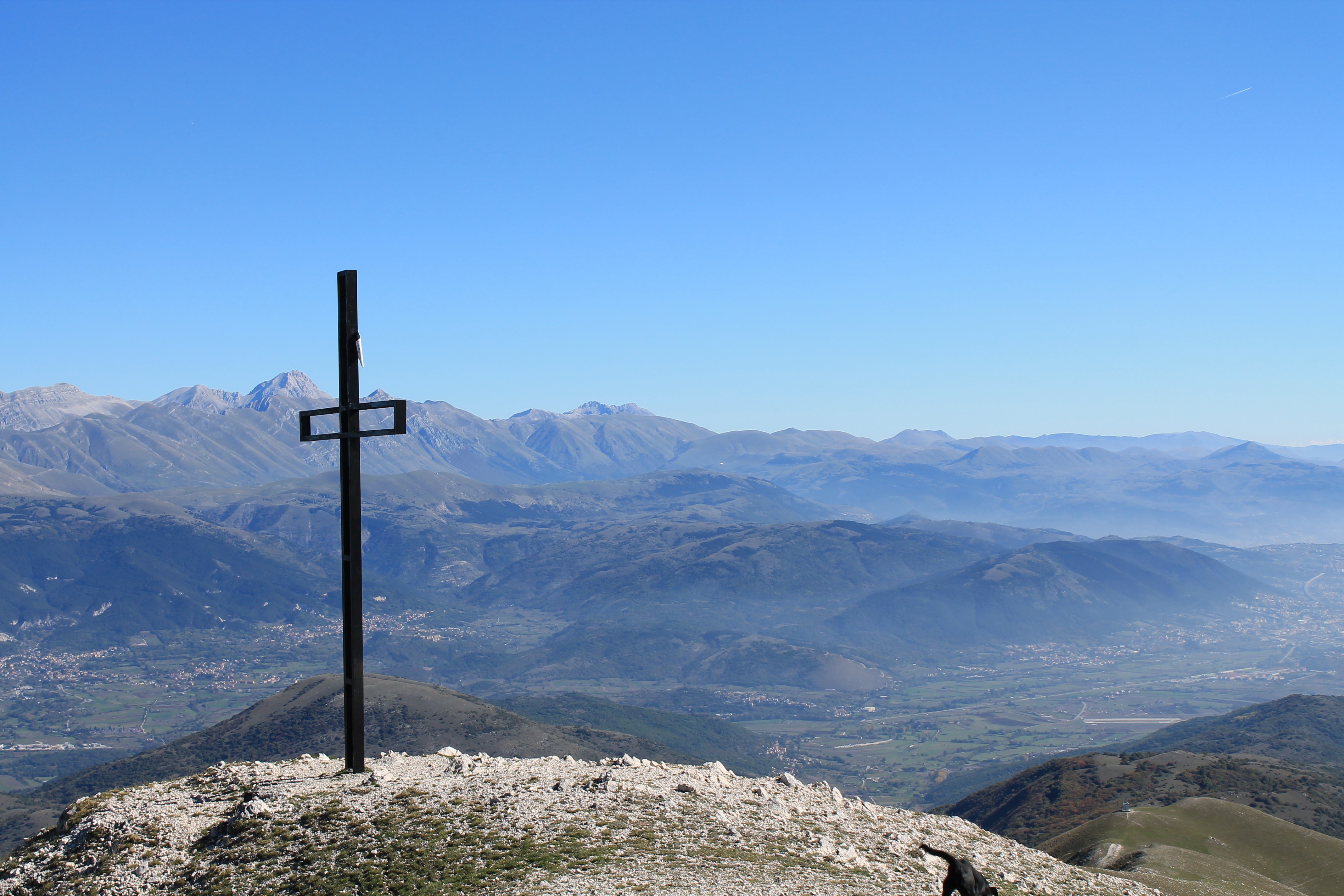 Cross on top of a mountain in Italy free image download