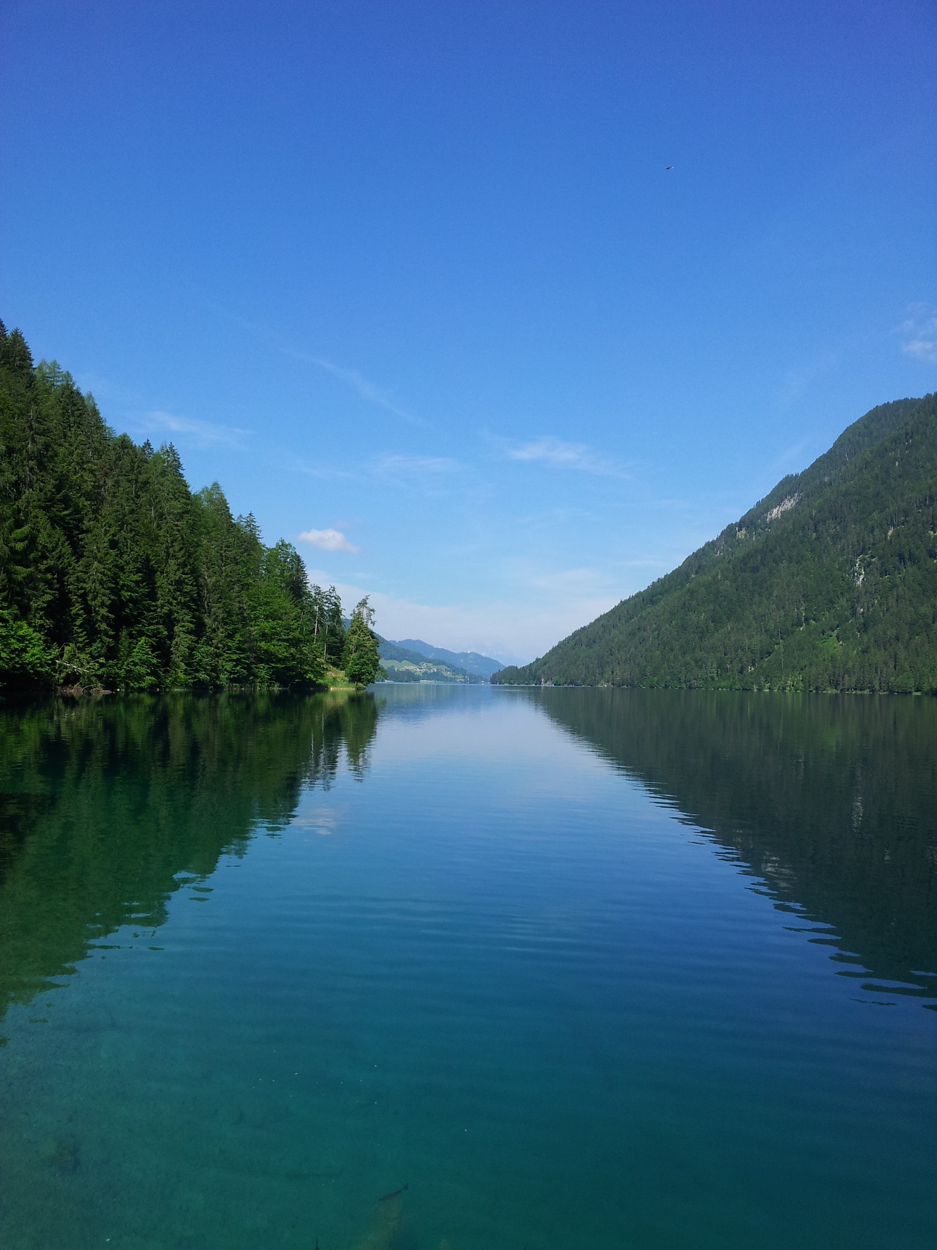 Weissensee lake panorama in Austria free image download