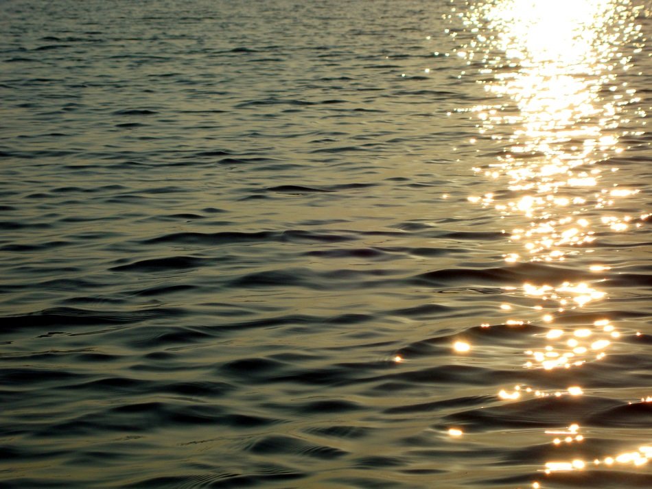 Water in the sun free image download