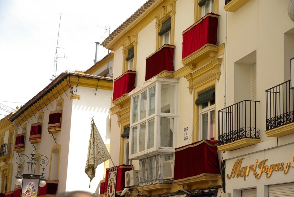 Red andalusia balconies in Spain free image download