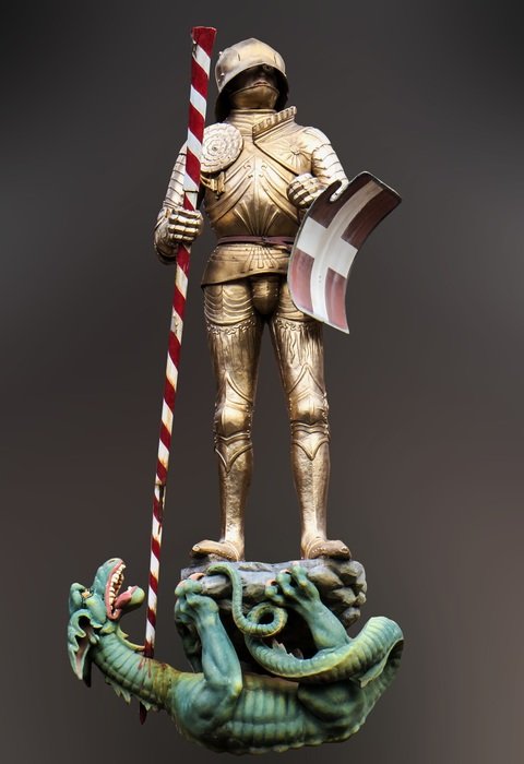 Knight statue form middle ages free image download