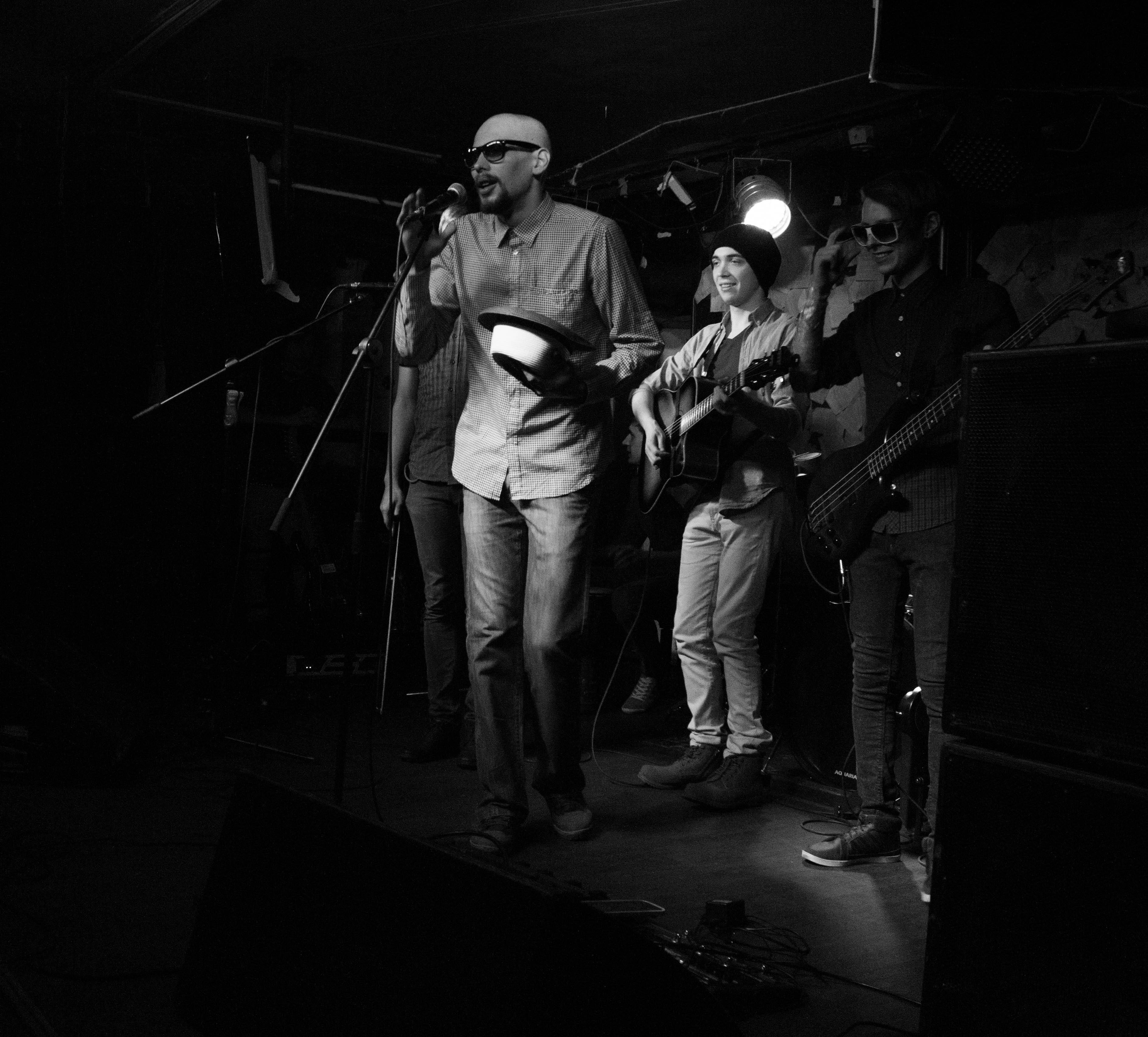Music band in a rock club free image download