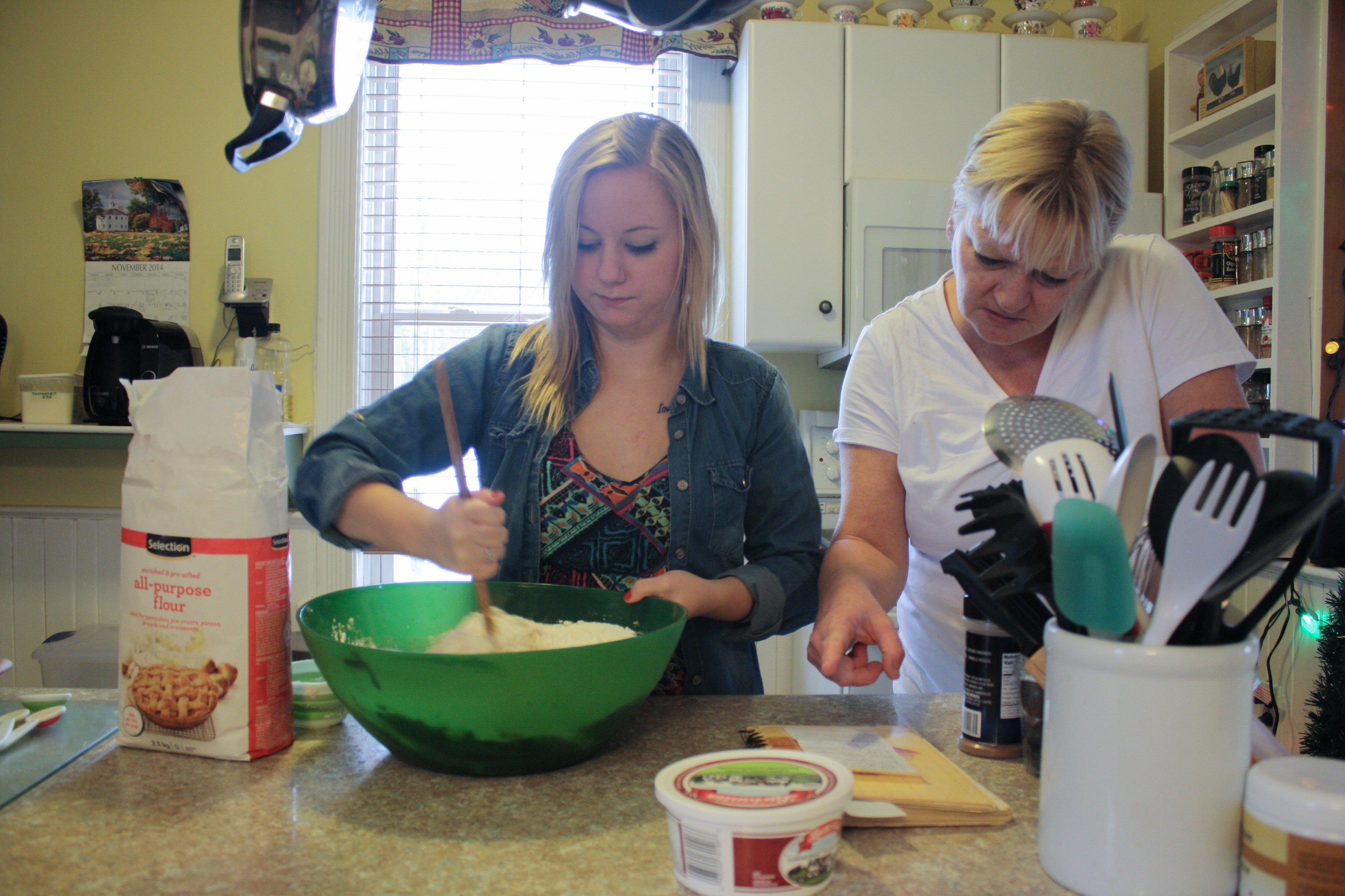Sisters preparing a festive meal free image download