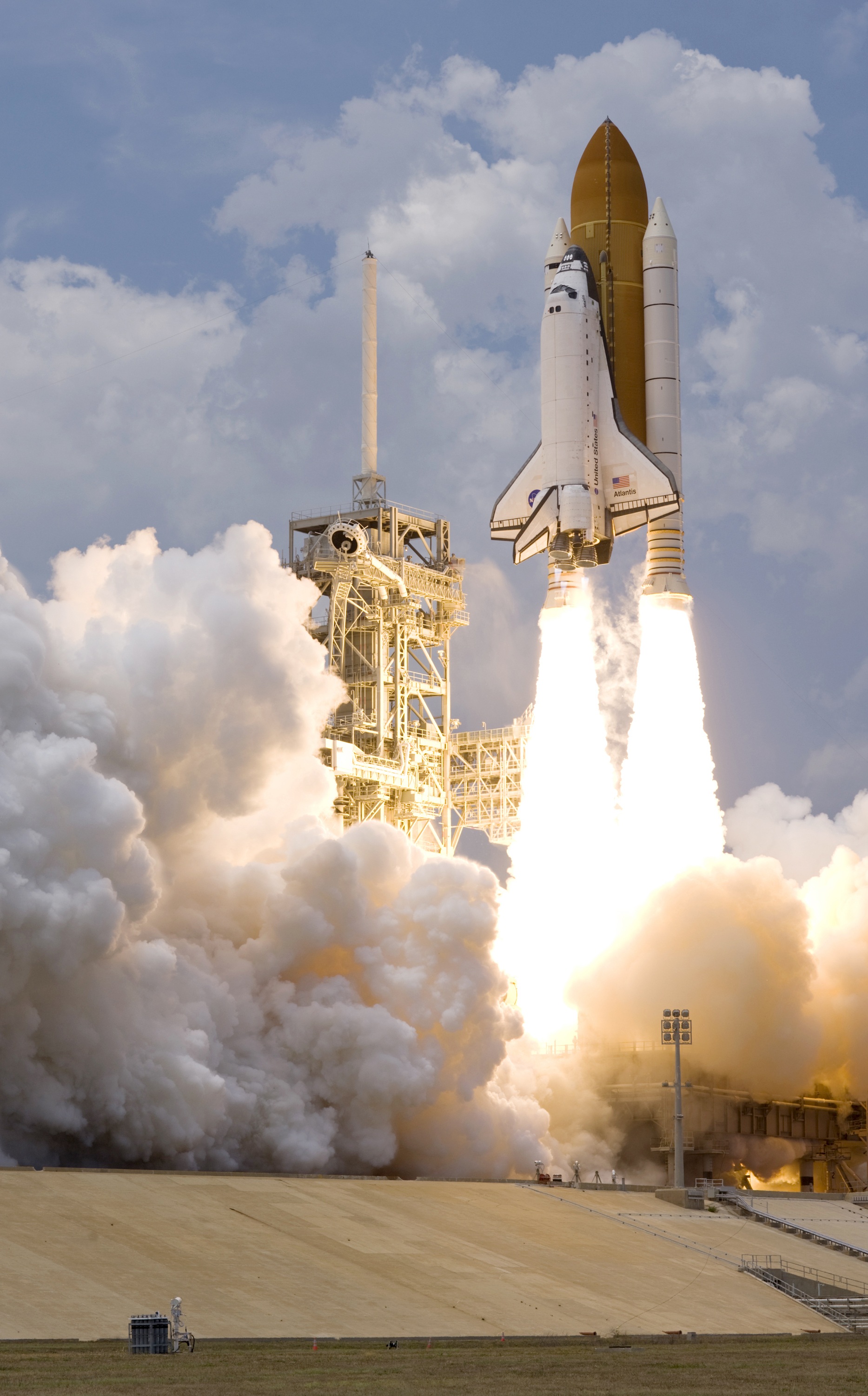Space shuttle liftoff free image download
