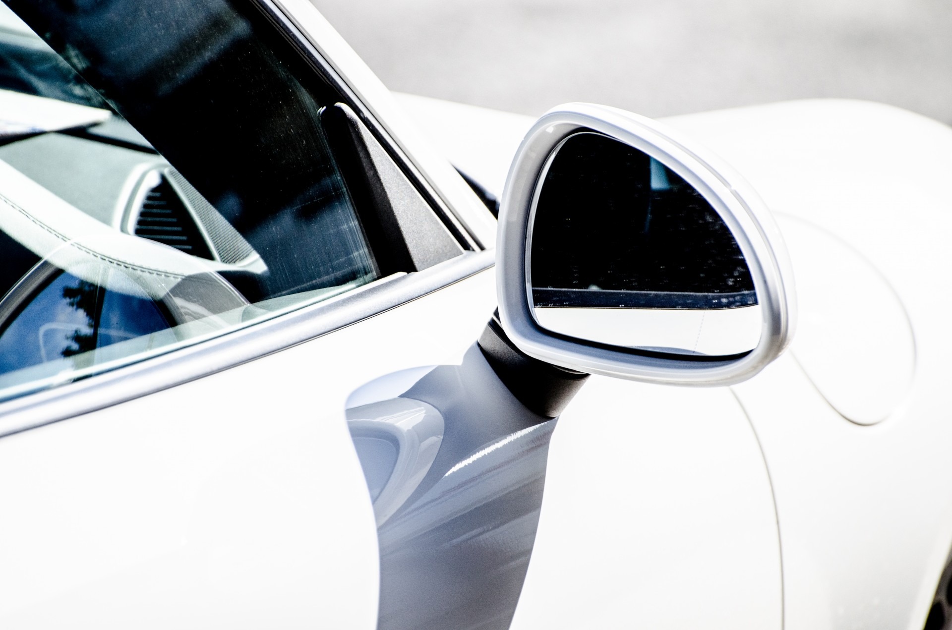 Rear view mirror of white car close up free image download