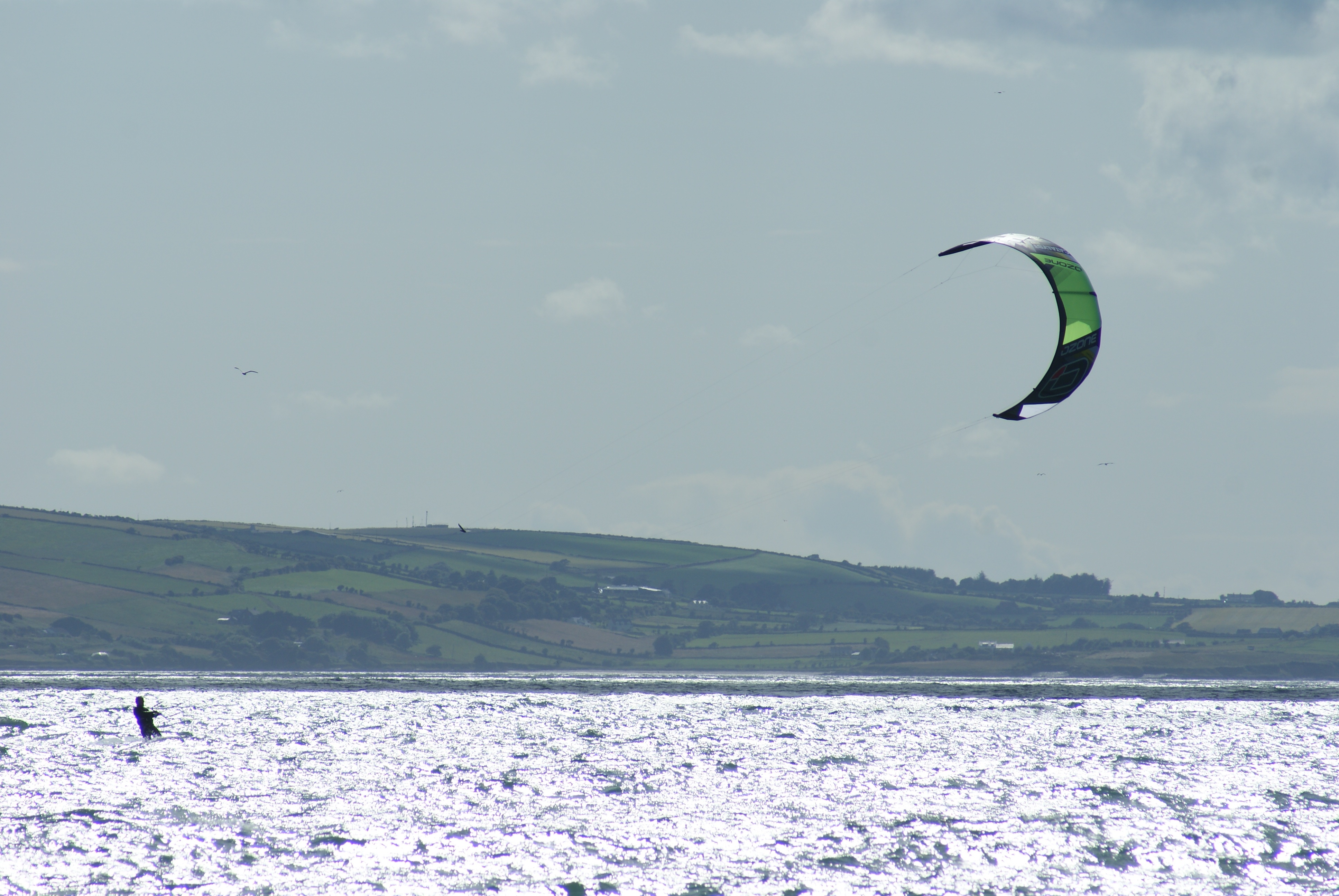 Kiting on the sea in summer free image download