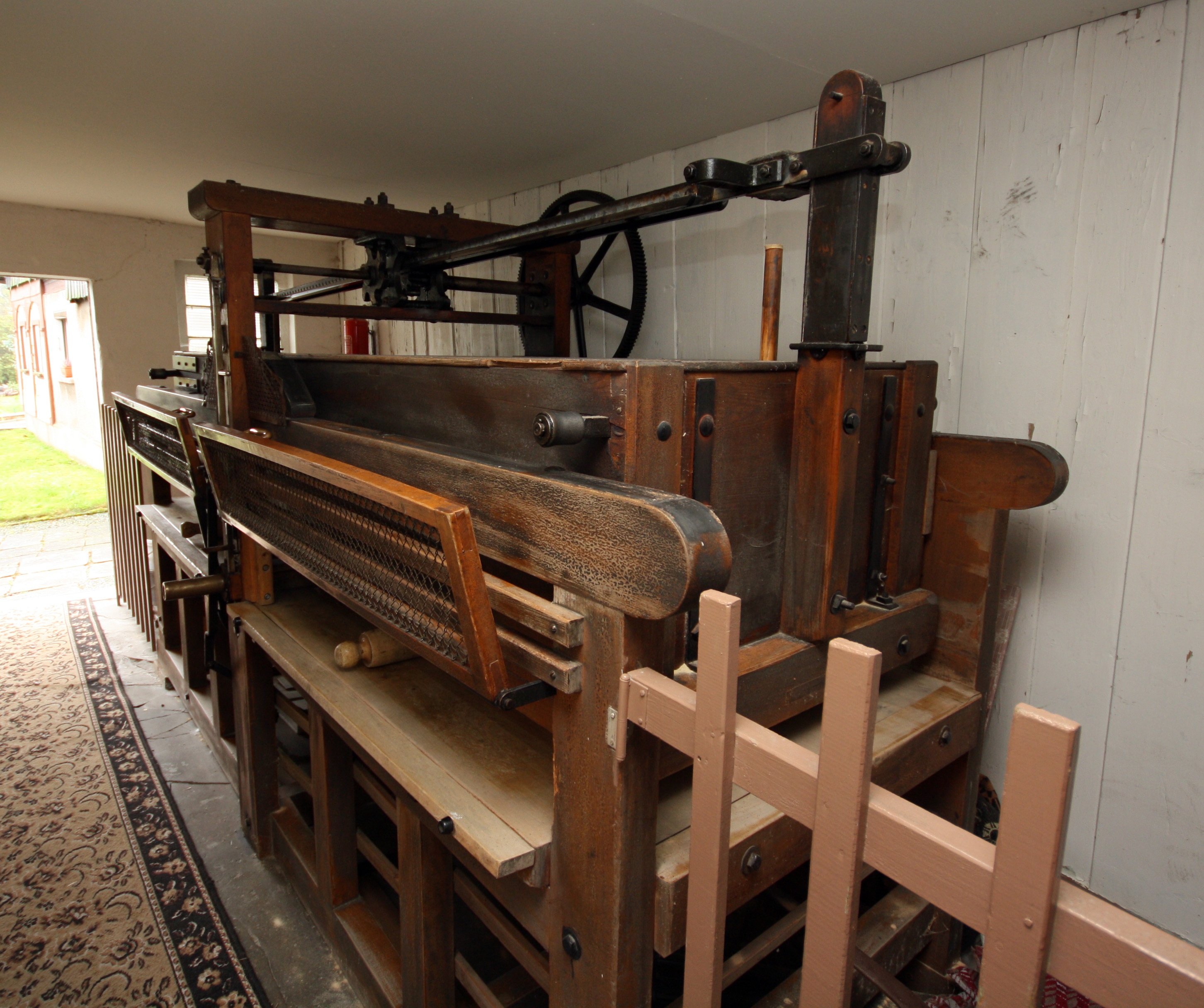 Technical monument in the museum free image download