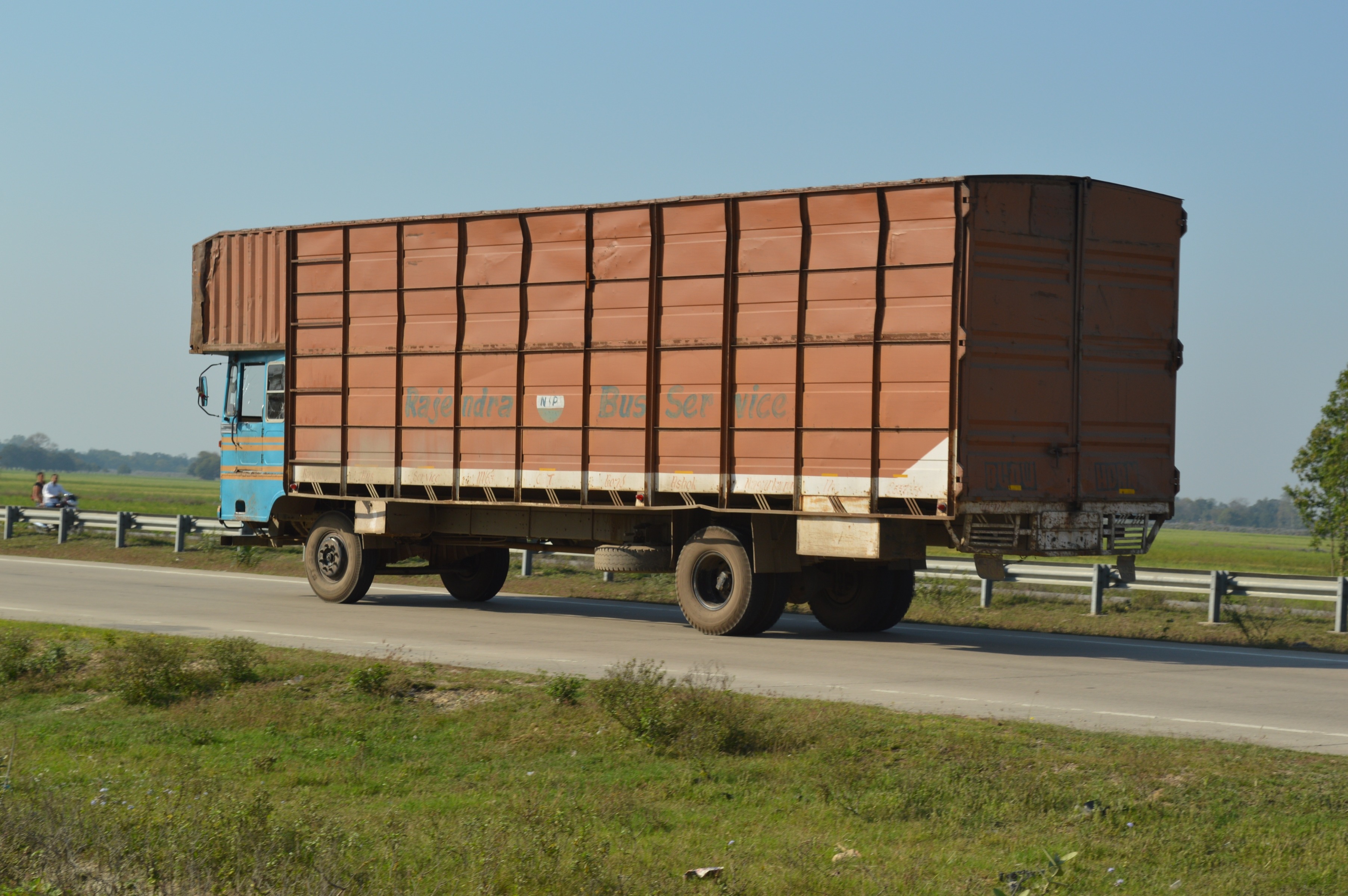 Small container truck free image download