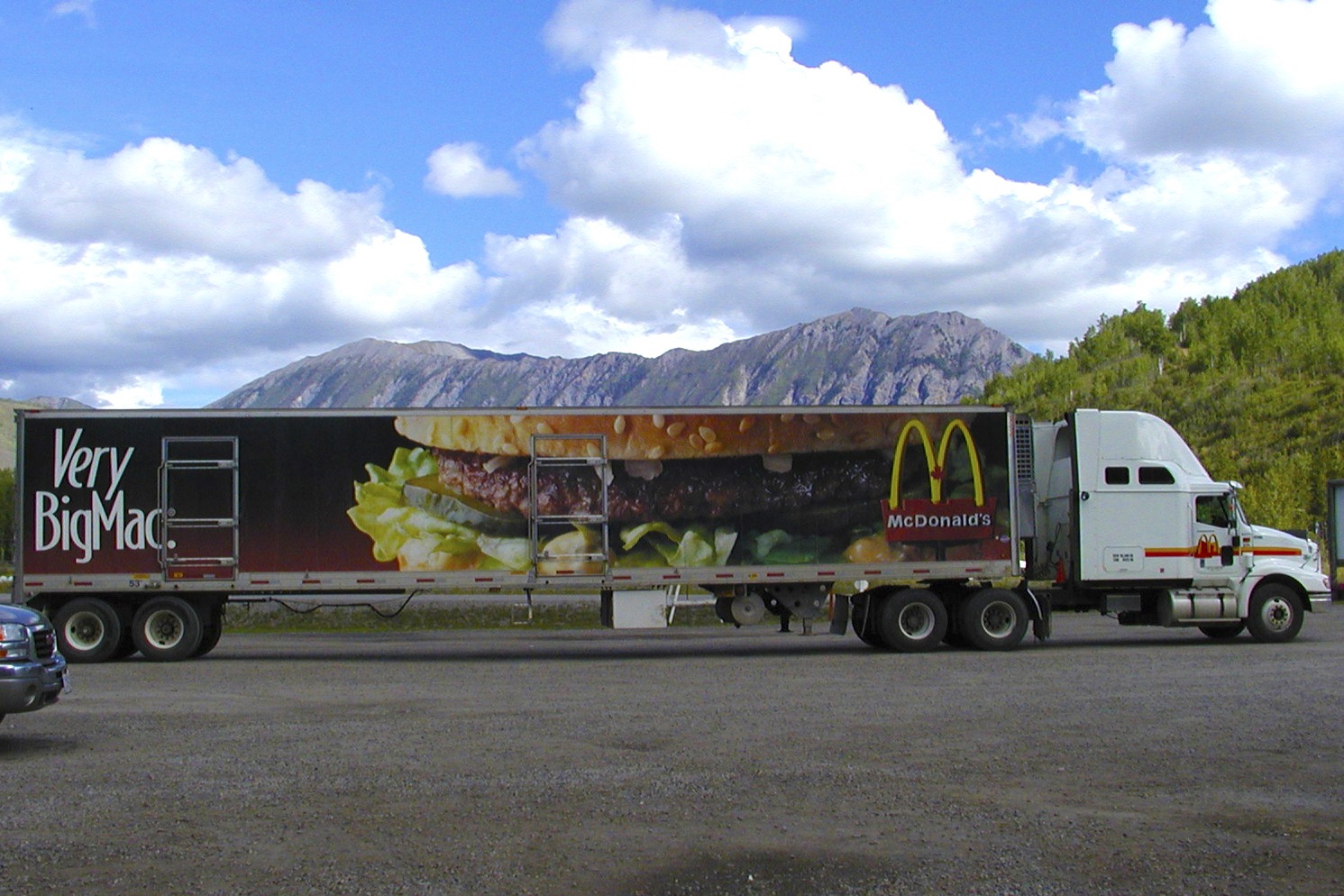 Cargo transport with a trailer and the McDonalds logo free image download