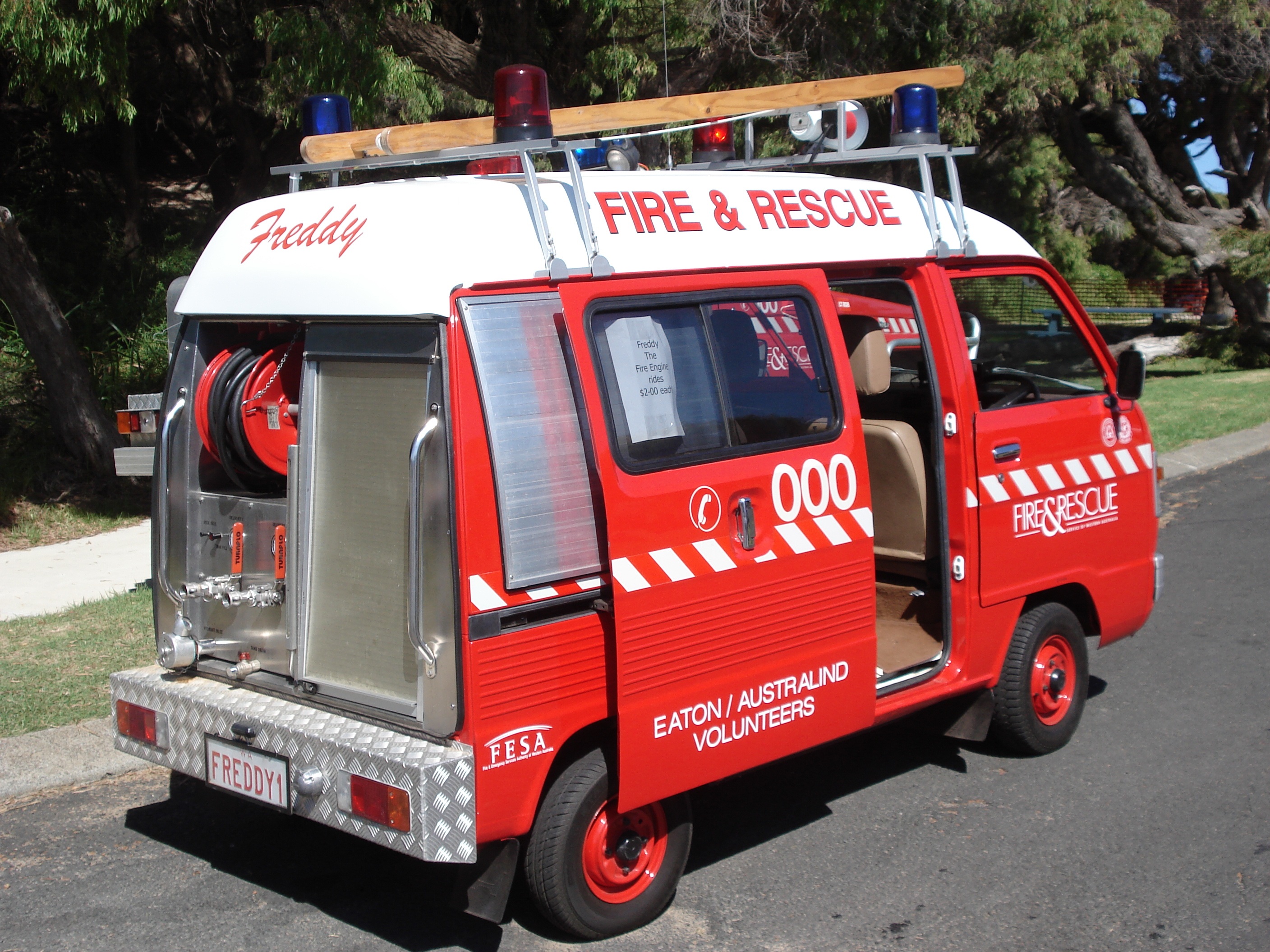 Fire minibus free image download