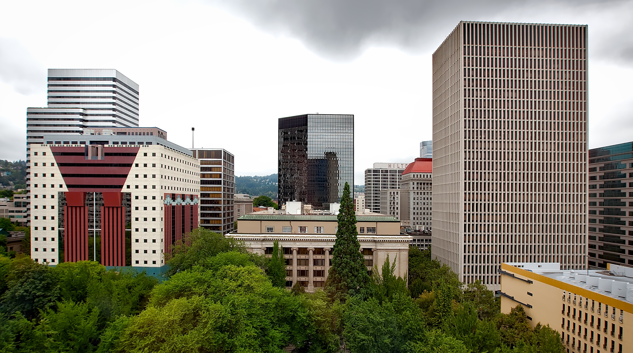 Cityscape of Oregon buildings among the plants in USA free image download