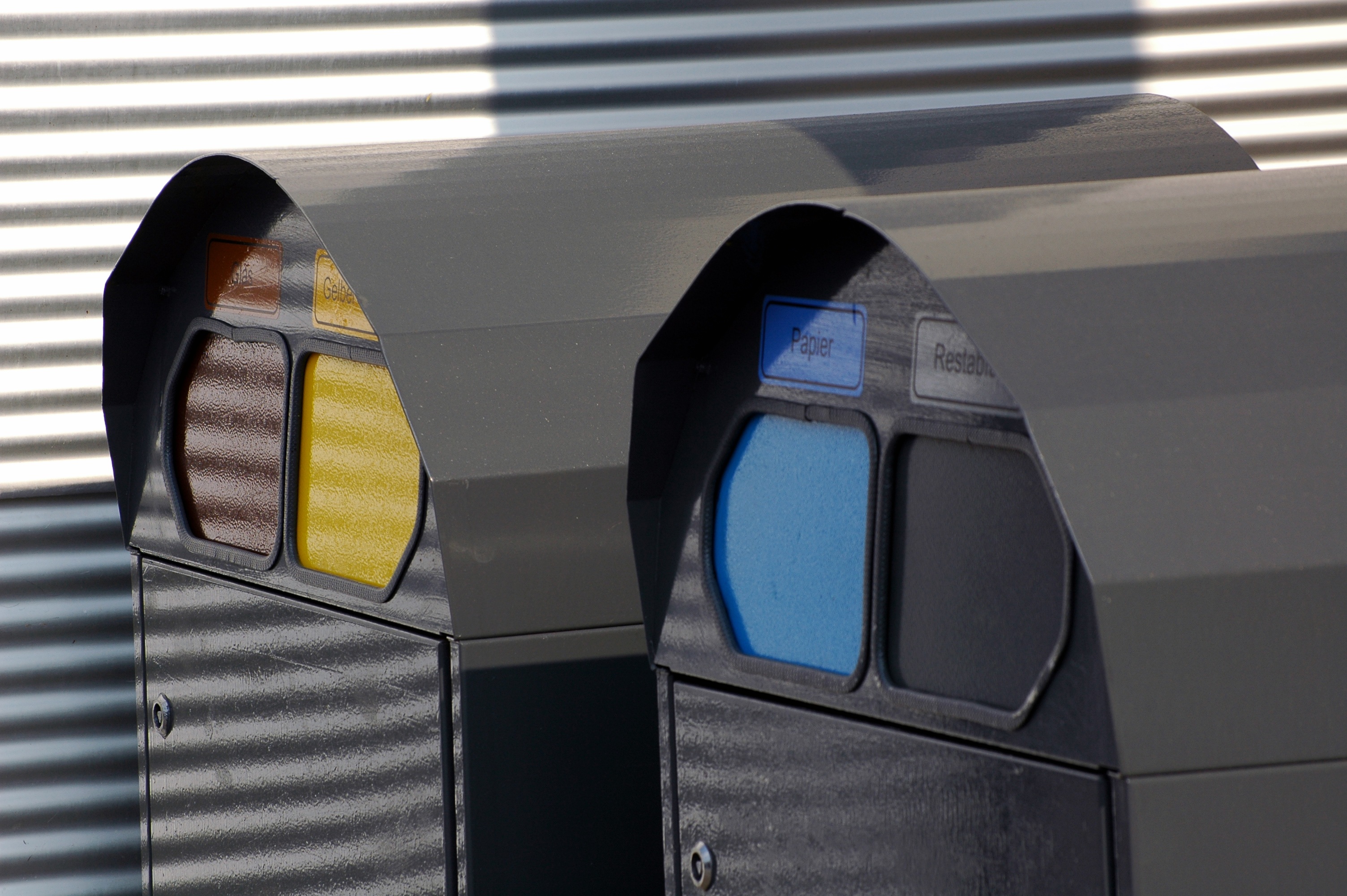 Color Garbage Can free image download