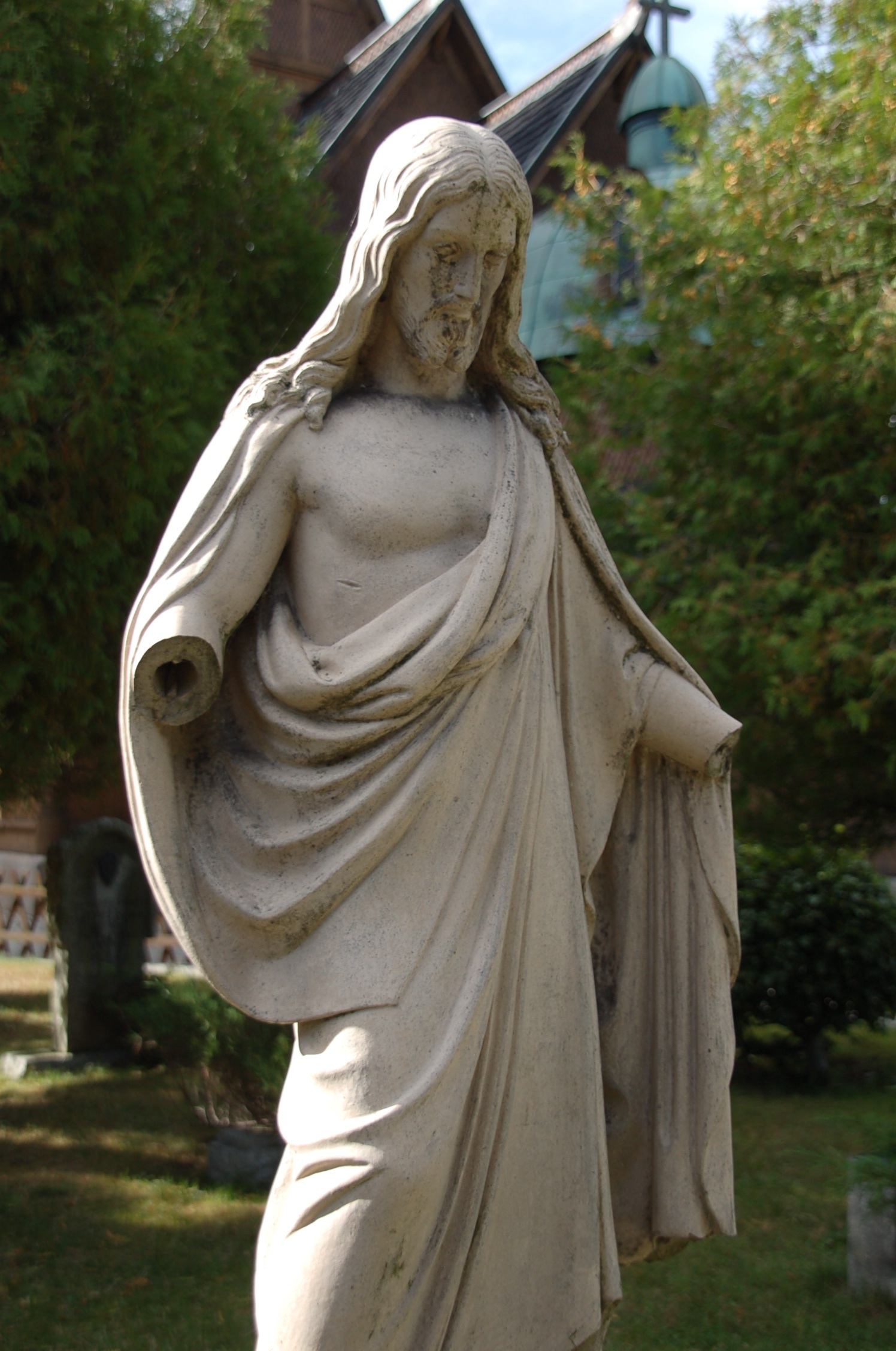 Old destroyed statue of jesus christ free image download