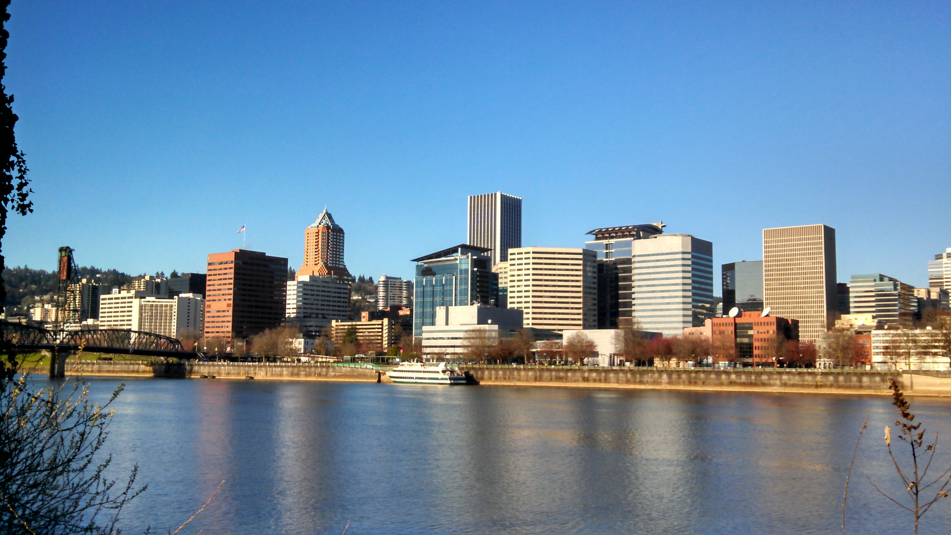 Portland landscape on a sunny day free image download