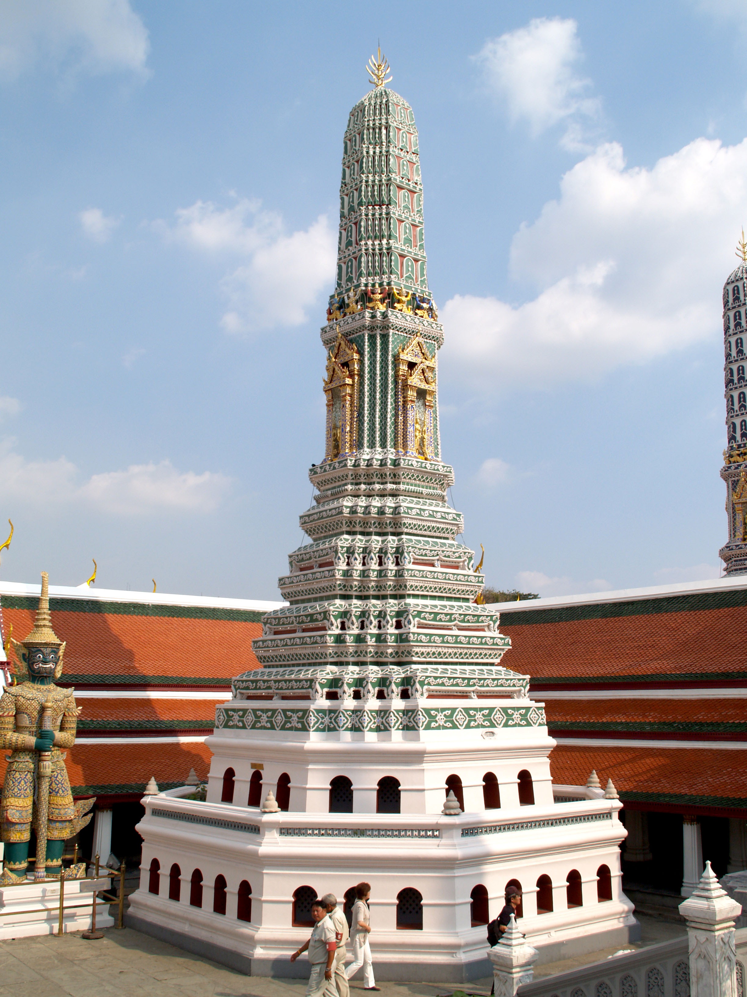 Grand tower in bangkok free image download