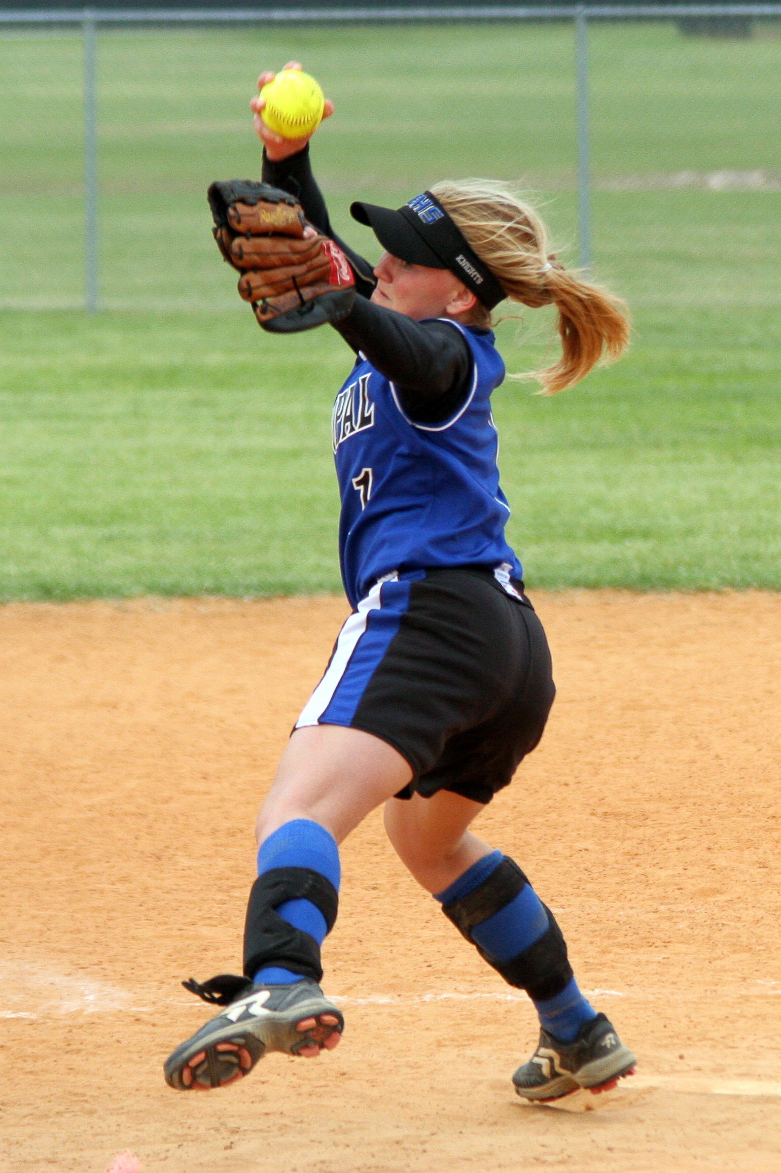 Softball, woman player, Pitcher free image download