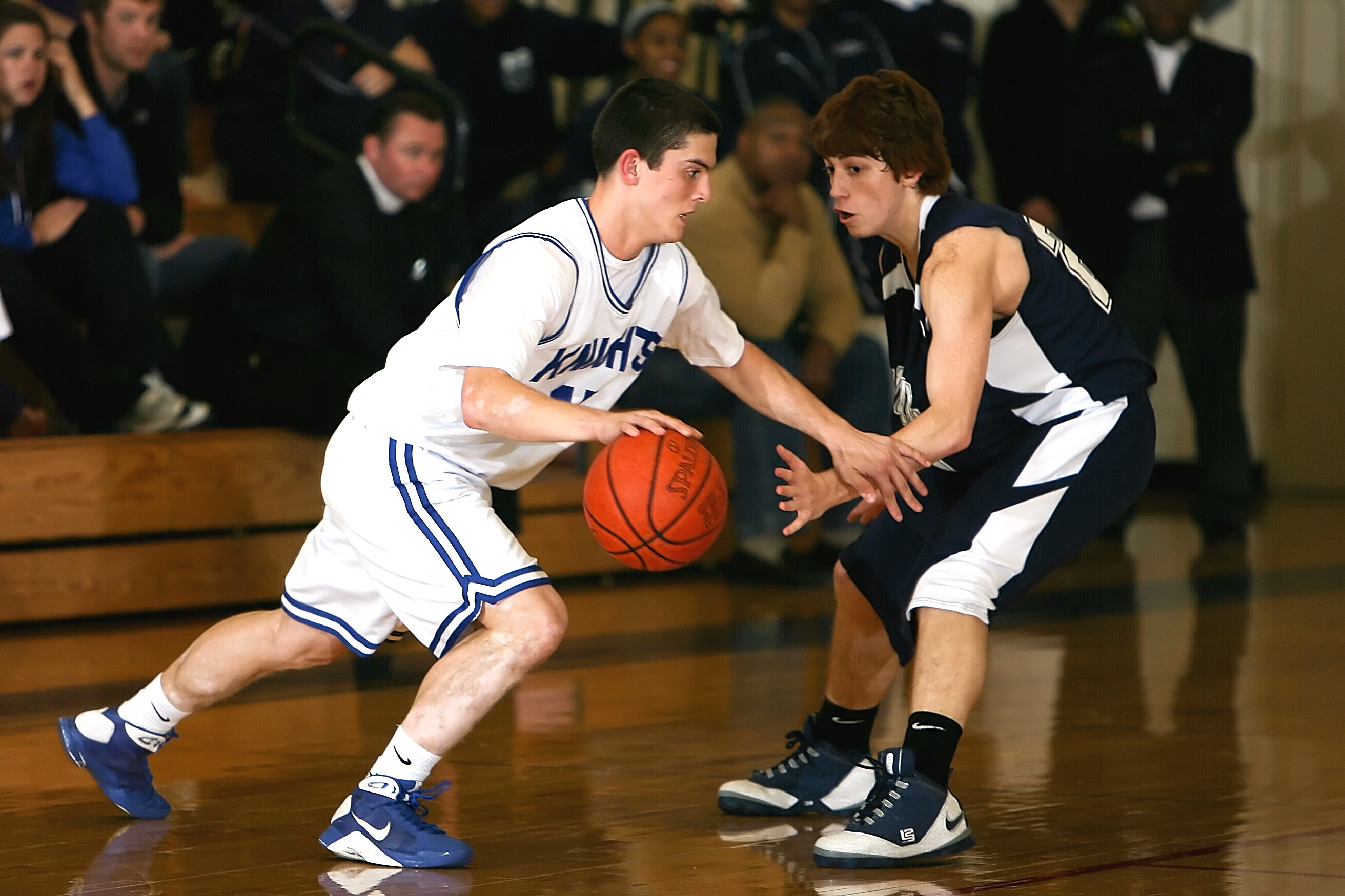 Basketball game in high school free image download