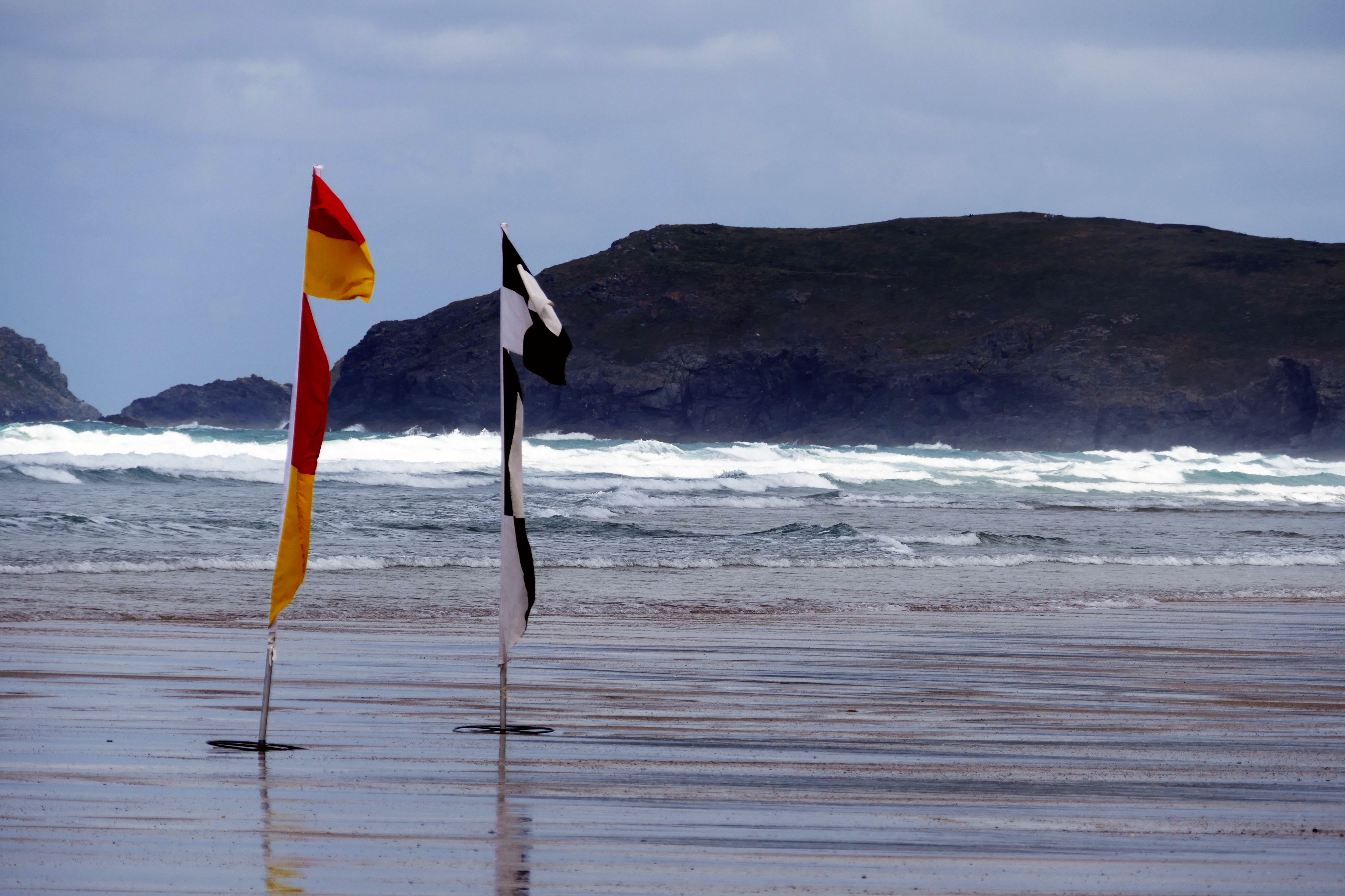 Flags on the beach free image download