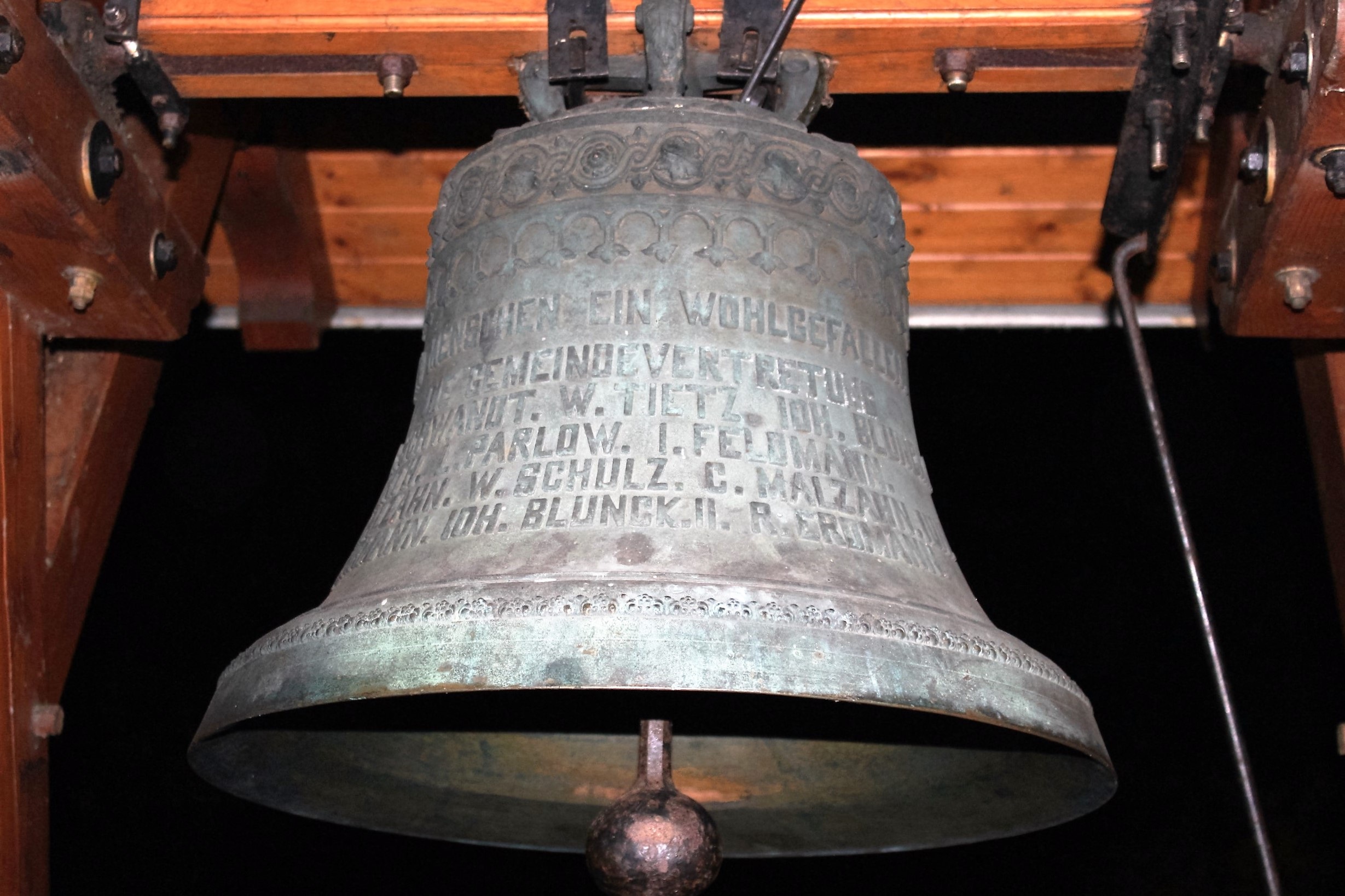 Bell Church free image download