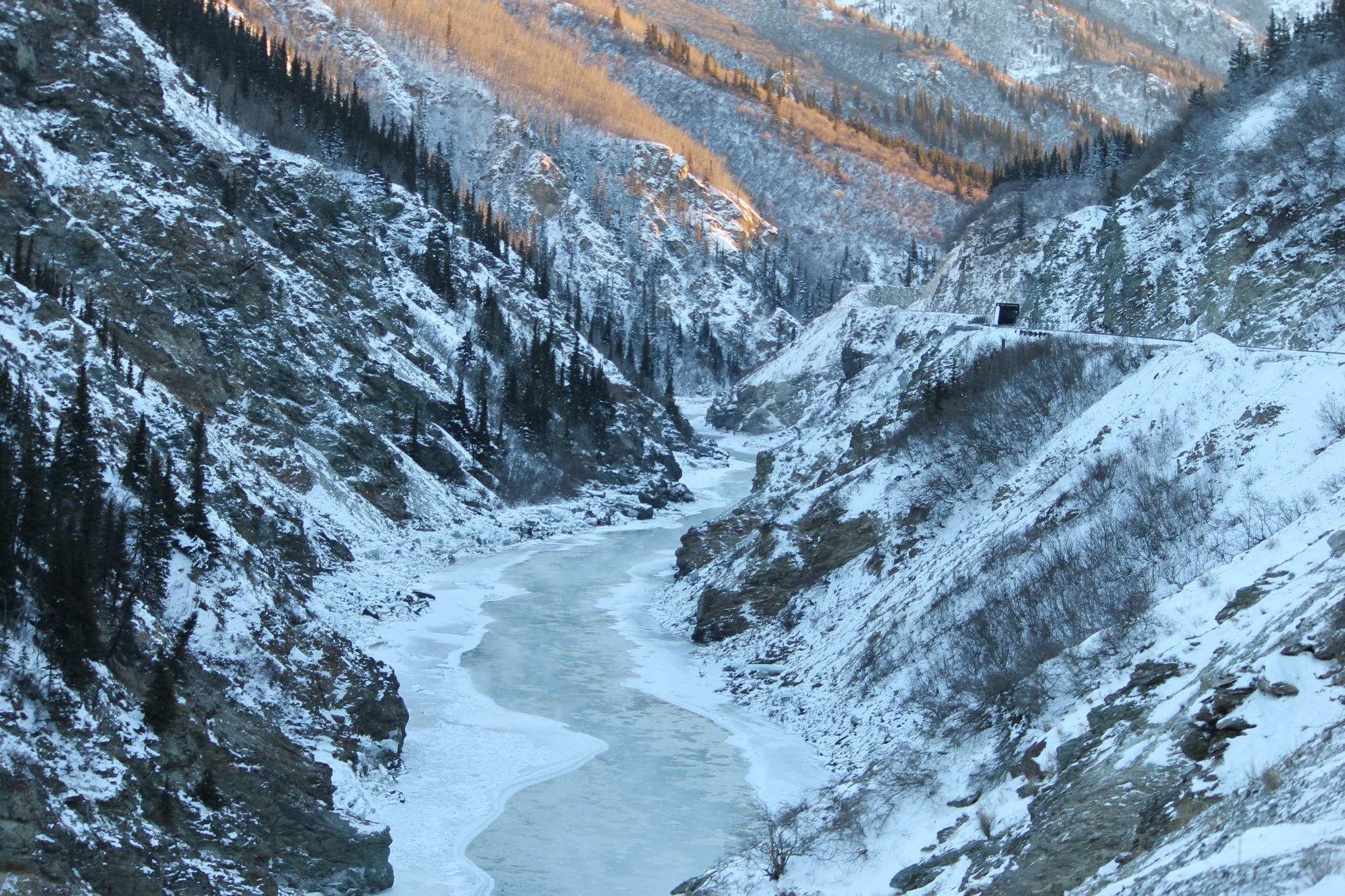 Frozen mountain river free image download
