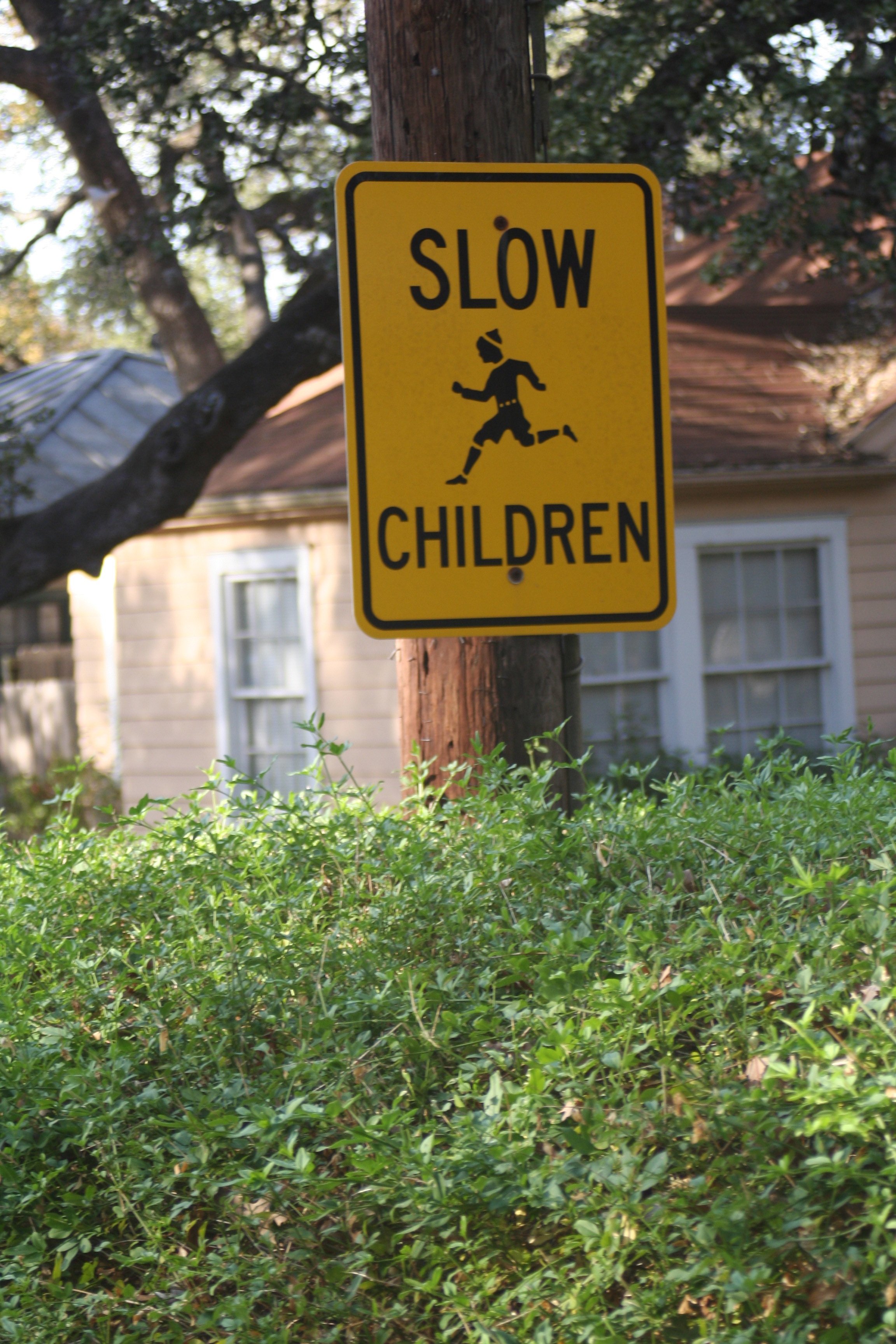 Road sign warning of children on the road free image download