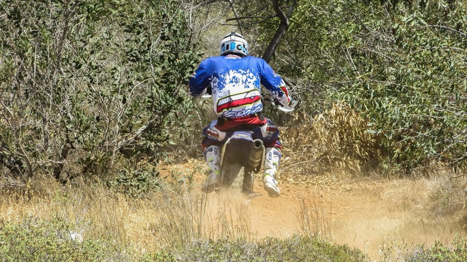 Cross country racing on the motorcycle free image download