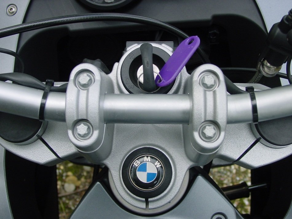 Ignition key for BMW F800ST motorcycle free image download