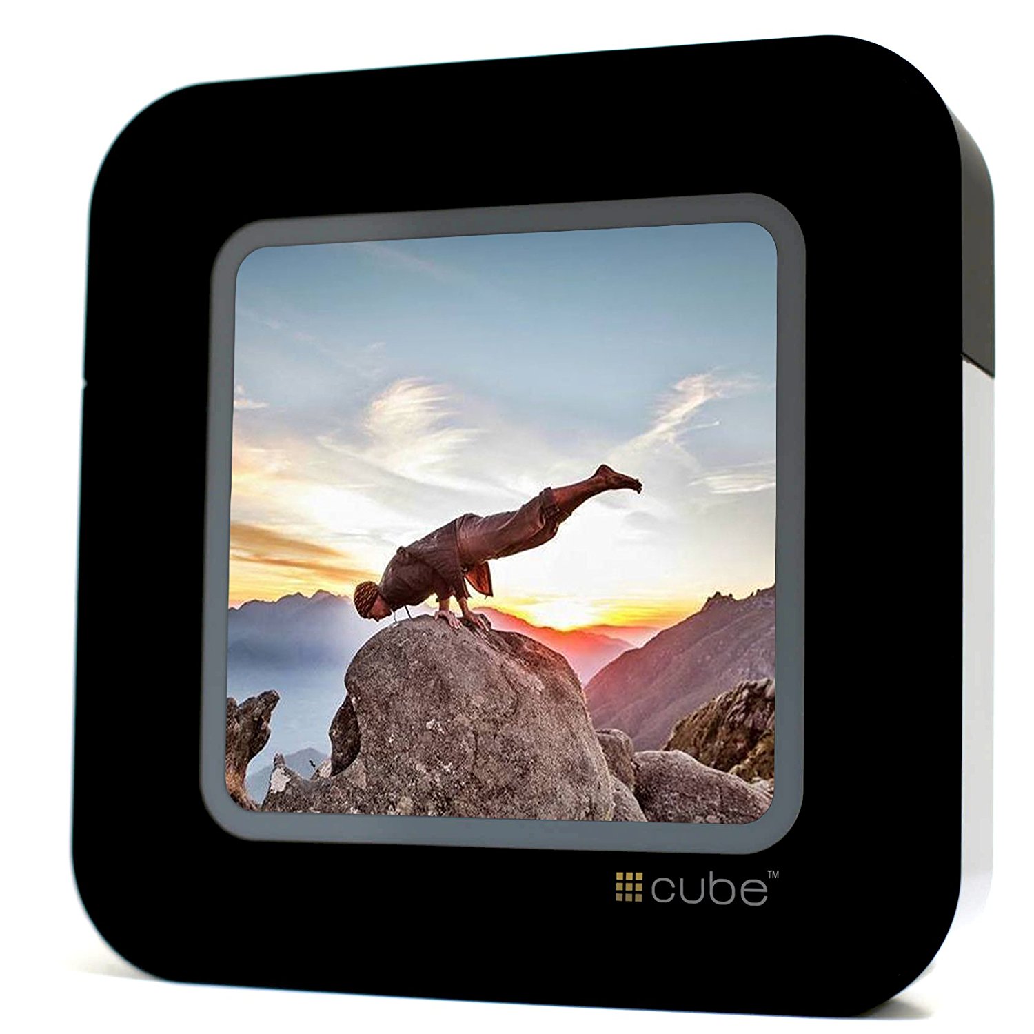 CUBE Streaming Display for Social Media, Black free image download