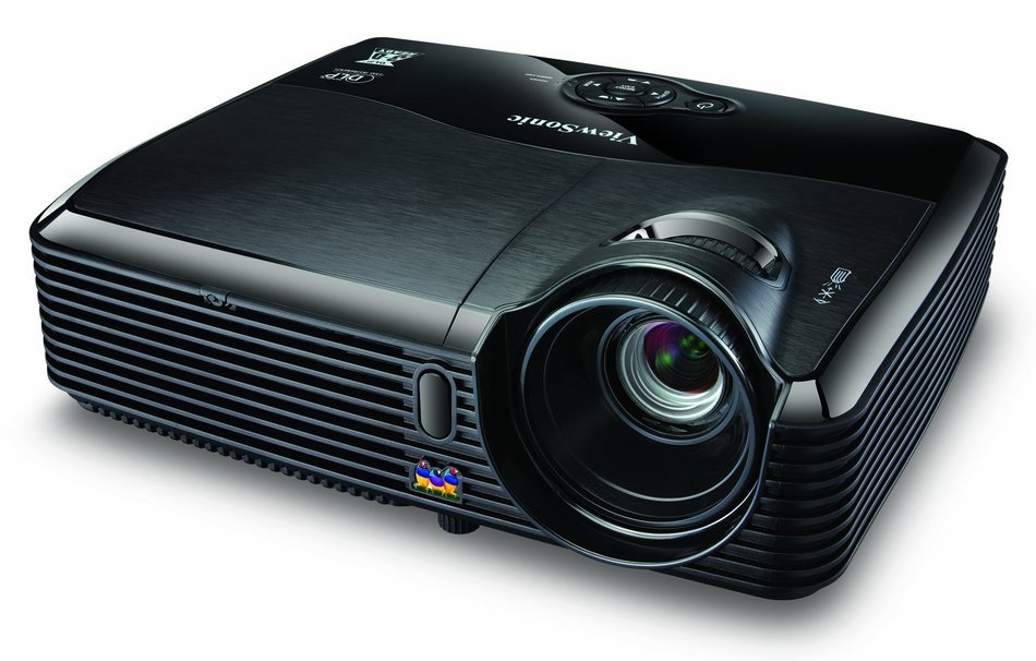 ViewSonic PJD6243 300-Inches 1080p XGA 1024x768 DLP Projector, 3200 ...