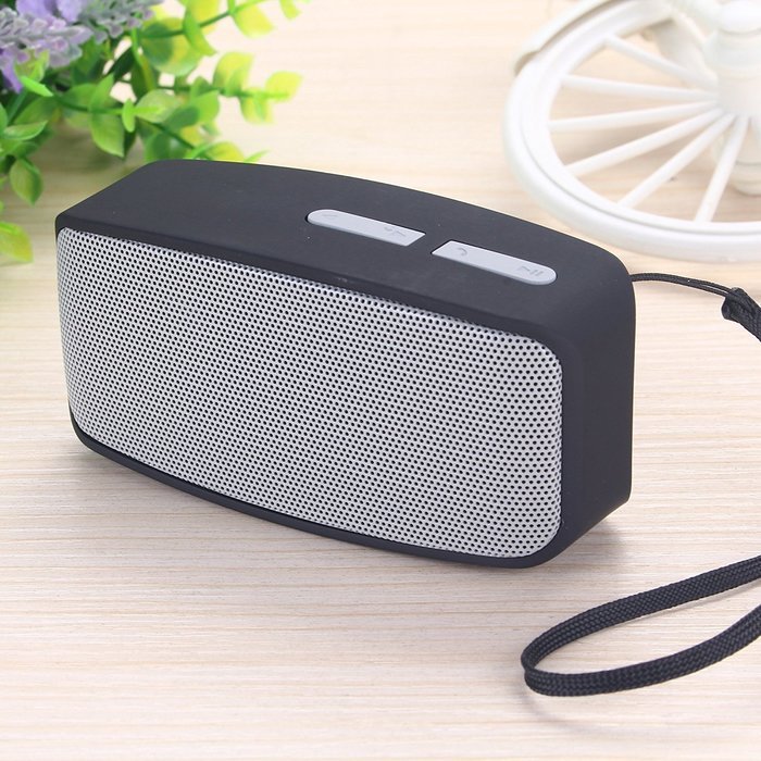 Bluetooth Speaker , Wewdigi Portable Wireless Surround Sound FM ...