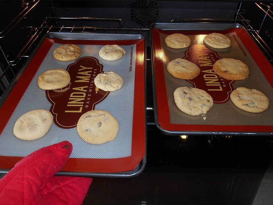 Linda May Premium Silicon Baking Mat, White Mesh, Half Sheet, 16 1/2" X ...