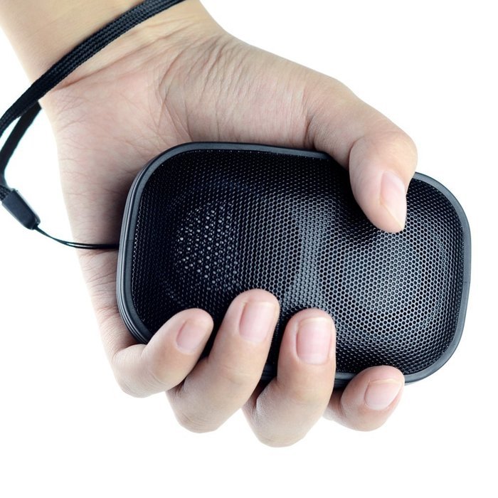 Reacher Mini Waterproof Bluetooth Speaker FM Radio Mp3 Player, Built-In ...