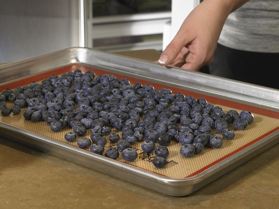 Artisan 2-Piece Professional Baking Set with Quarter-Size Cookie Sheet ...