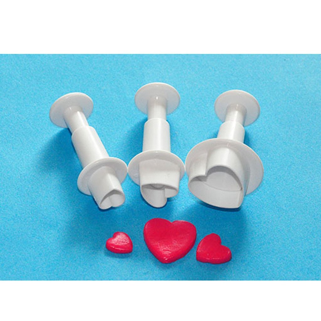FOUR-C Cake Decorations Heart Plastic Cutter Set Cake Cutters for ...