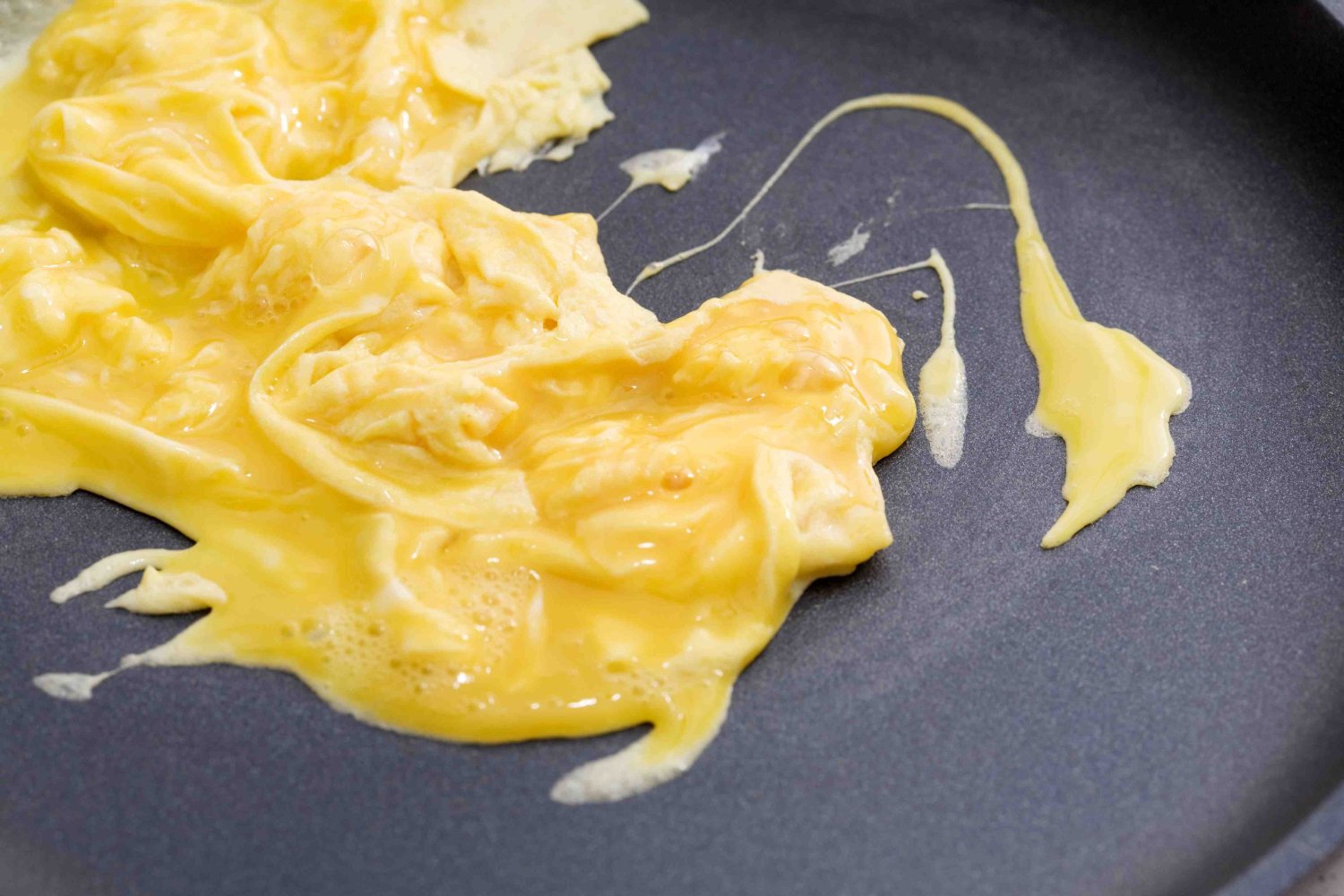 Swiss Diamond Cast-Aluminum Nonstick 11-by-11-Inch Square Casserole ...