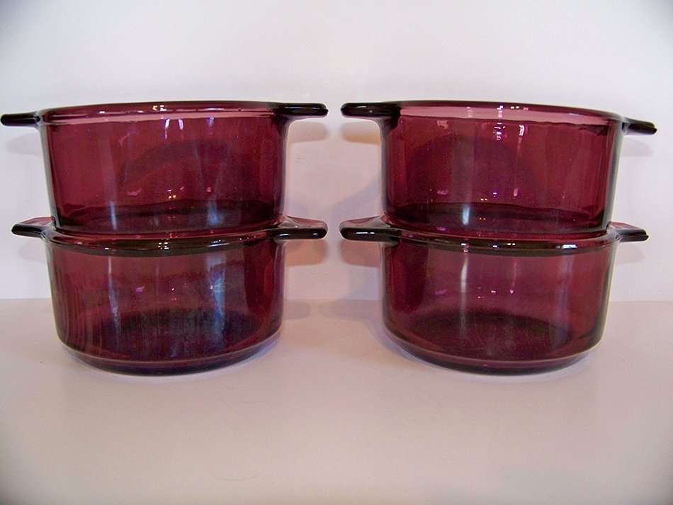 Dynaware Pyrorey Maroon Baking Dishes 4 Piece Christmas Decor Vintage ...