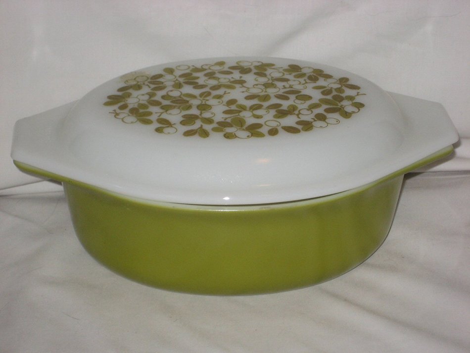 Vintage Pyrex Verde Green 1 1 2 Quart Oval Casserole Baking Dish W
