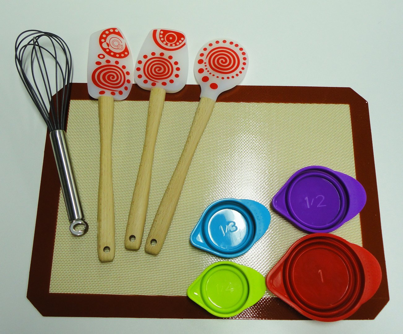 Baking set (9 piece): Set includes 3 silicone spatulas (Red), 1 ...
