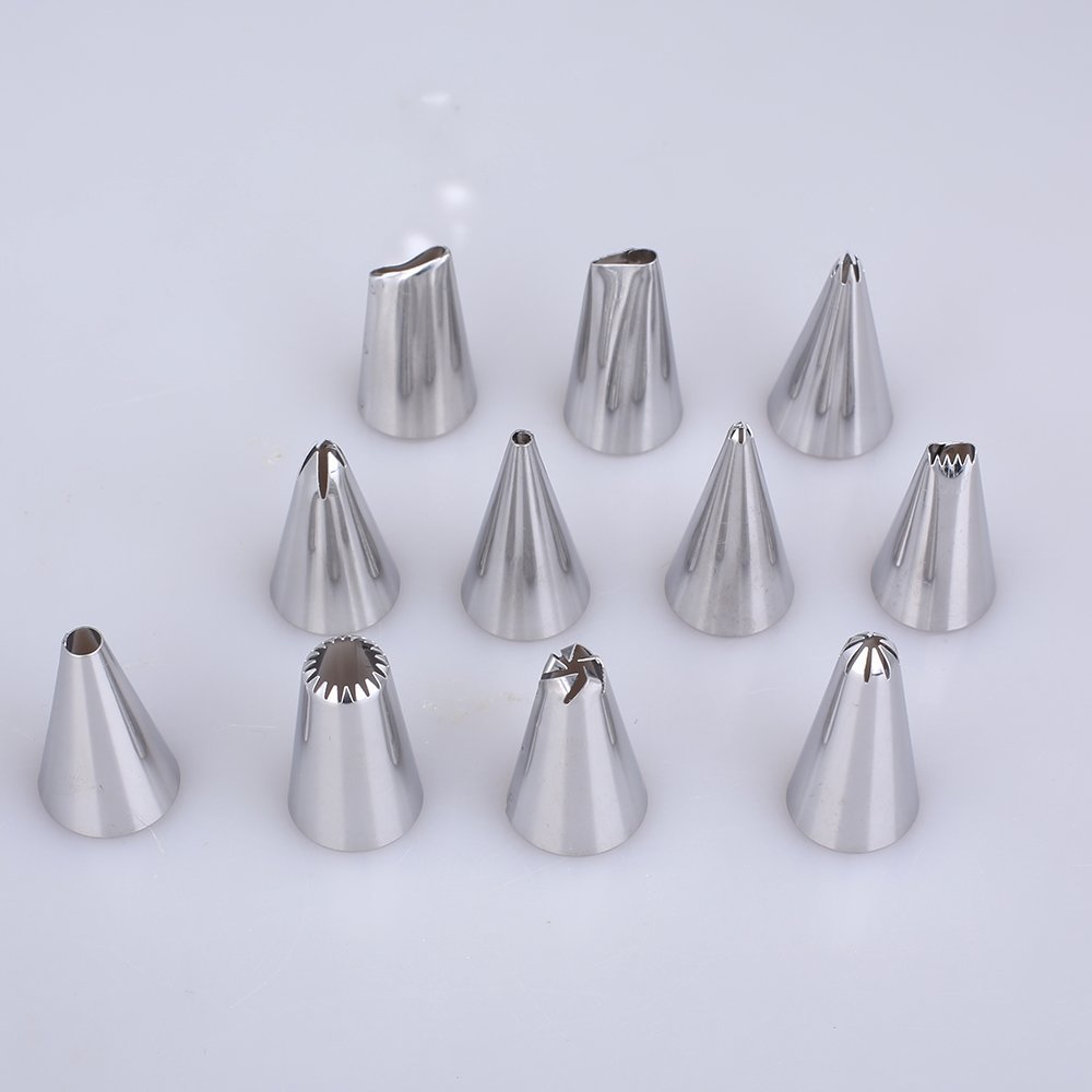 Pastry Decorating Set with 100 Disposable Piping Bags and 11 Stainless ...