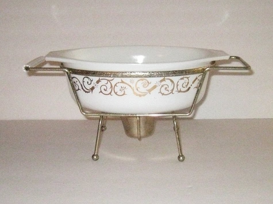 Vintage 1960's Pyrex Oval Casserole Baking Dish w/Lid - Early American ...
