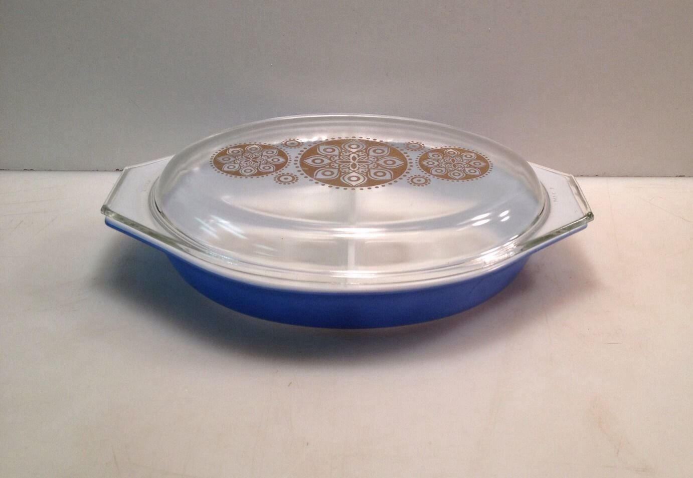 Vintage Pyrex Divided Royal Blue Promotional Gold Medallion Casserole ...