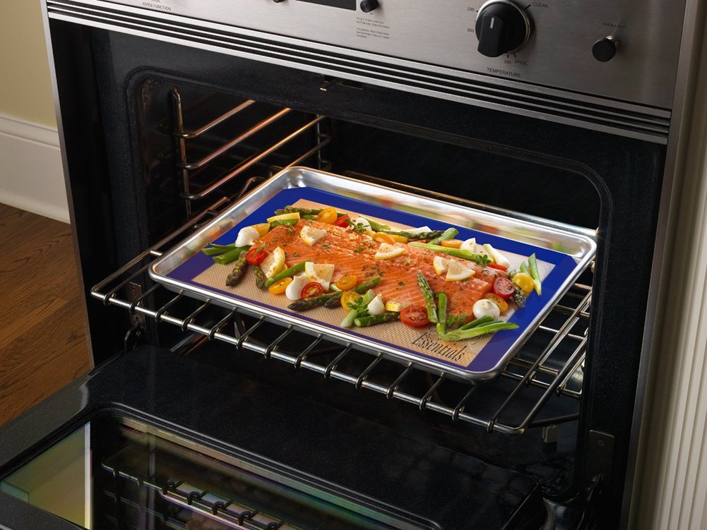 The Chefs Essentials Professional Silicone Baking Mat with Fiberglass ...