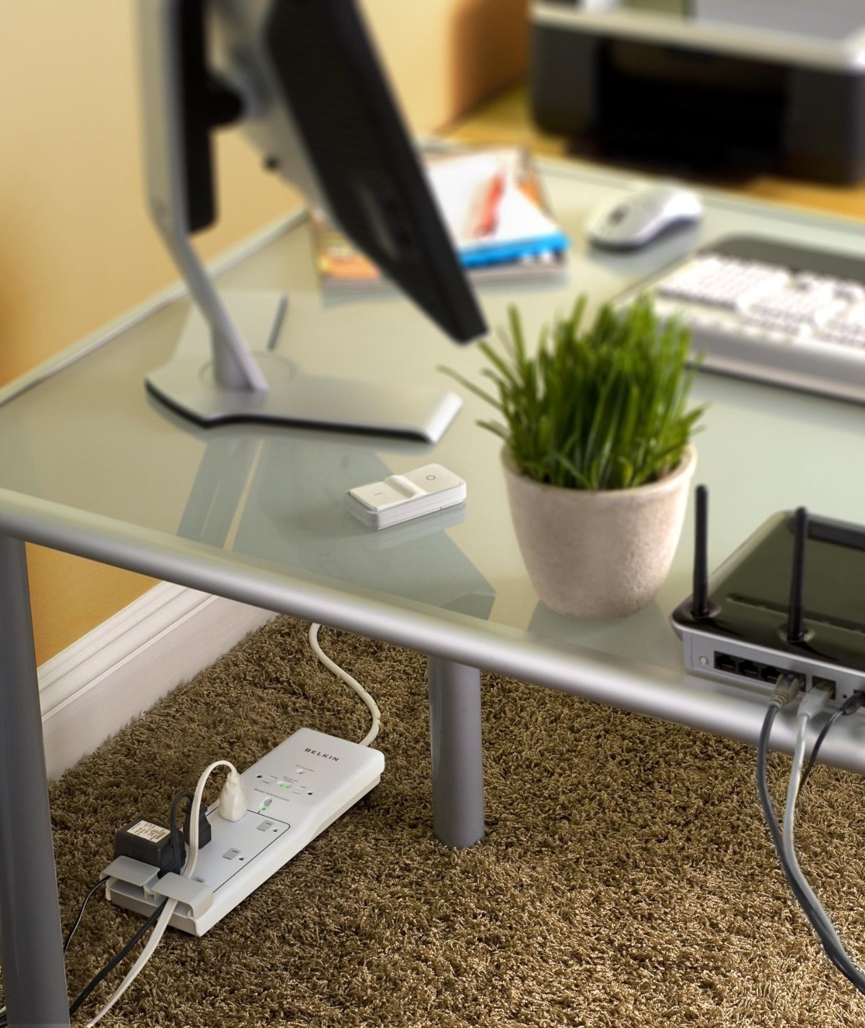 Belkin 8-Outlet Conserve Switch Surge Protector with 4-Foot Cord and ...