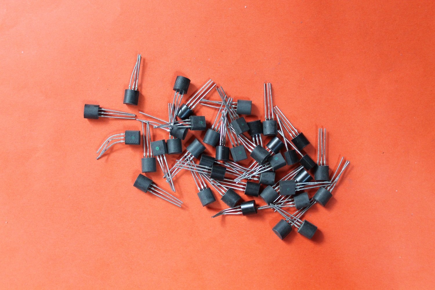 Transistors silicon KT3126A analogue BF506 USSR 100 pcs N2 free image ...