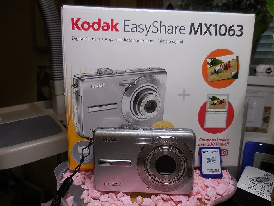 Kodak EasyShare MX1063 10.3MP 3x Optical/5x Digital Zoom HD Camera ...