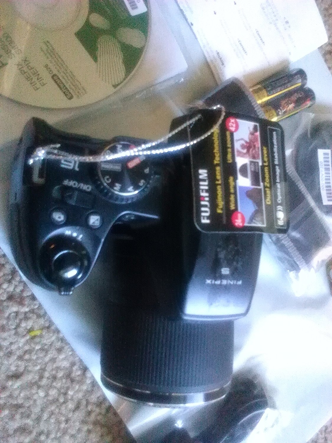 Fujifilm FinePix S8200 16.2MP Digital Camera with 3-Inch LCD (Black ...