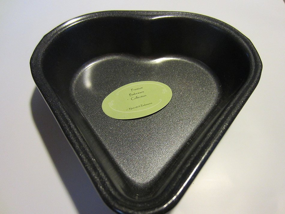 Premium Bakeware Collection Mini Heart Pan - Non-Stick - 4" x 1" free ...
